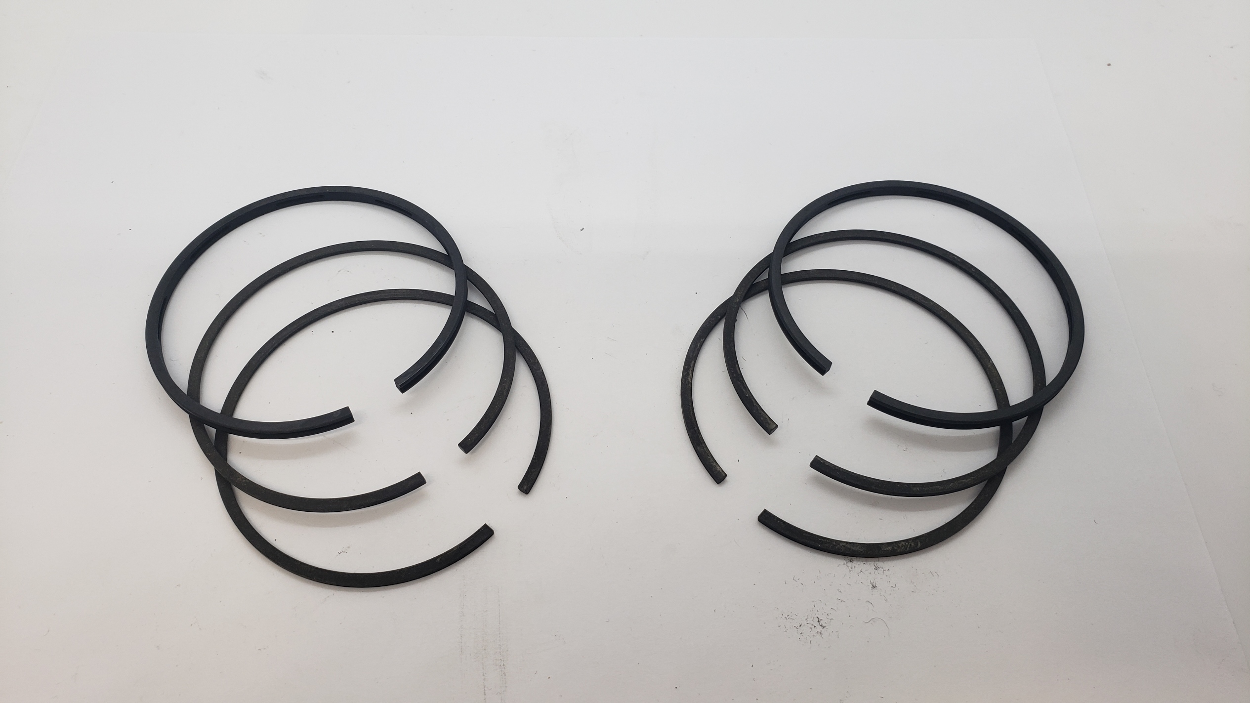 70-6893 / 70-6894 Piston Ring Set Triumph 500 +.010″ NOS Hepolite ...