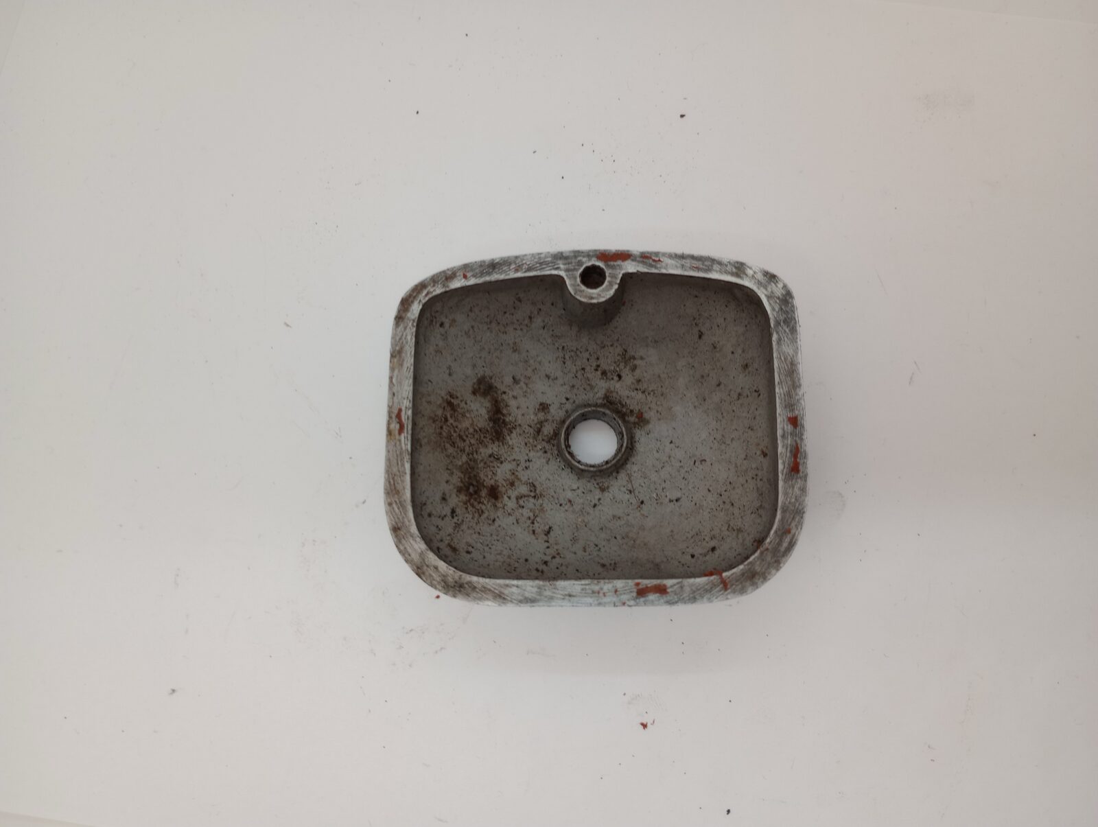 067695U Used Intake Rocker Cover – Morrie's Place Cycle