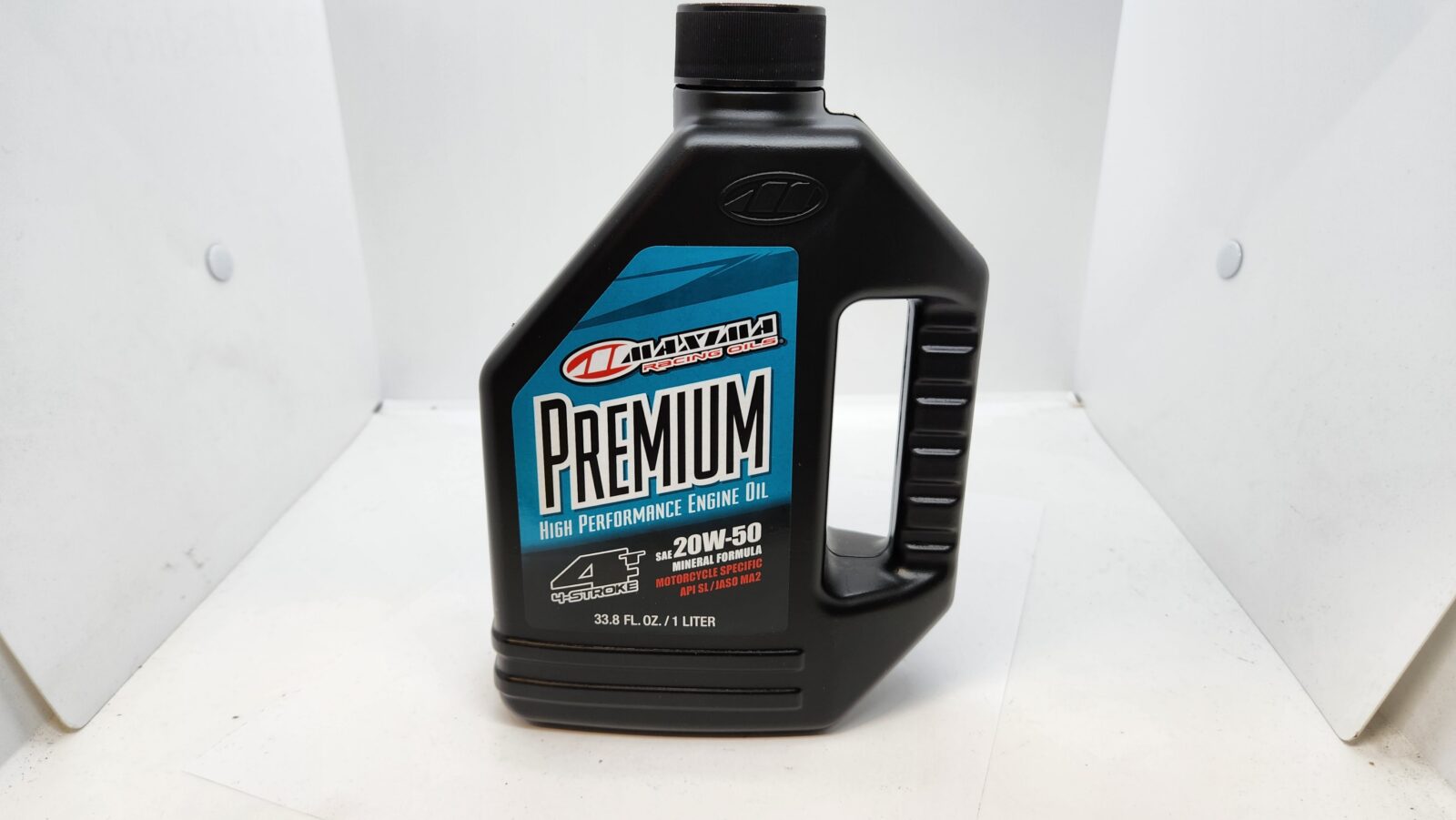Maxima 20w-50 Conventional Motor Oil – Morrie's Place Cycle