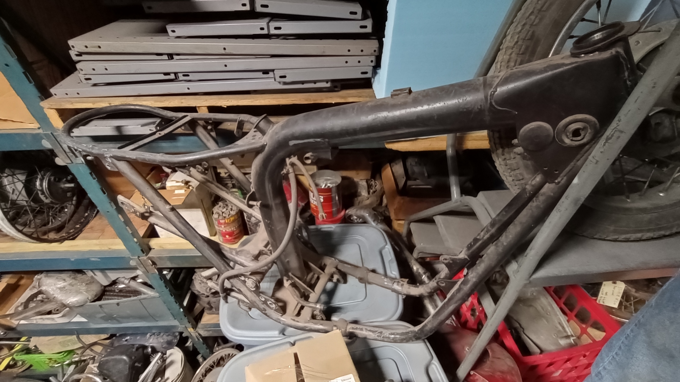 1971 Triumph TR6 Frame VIN: GF268XX 83-2089 – Morrie's Place Cycle