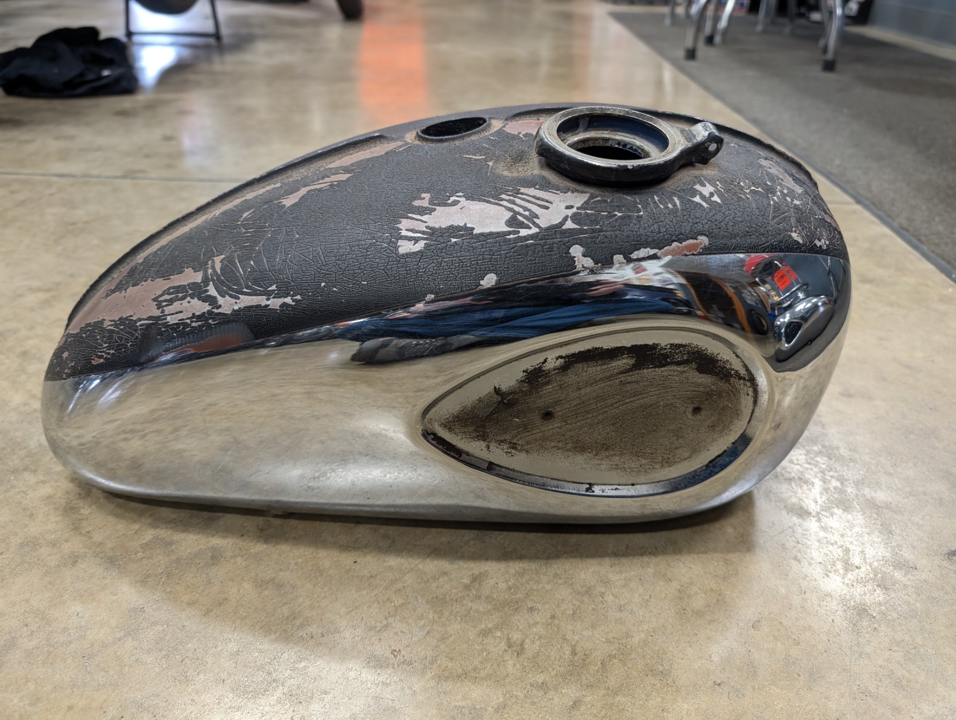 68-8188 Gas Tank, BSA 650, Small US Tank, 1968-1970 – Morrie's Place Cycle